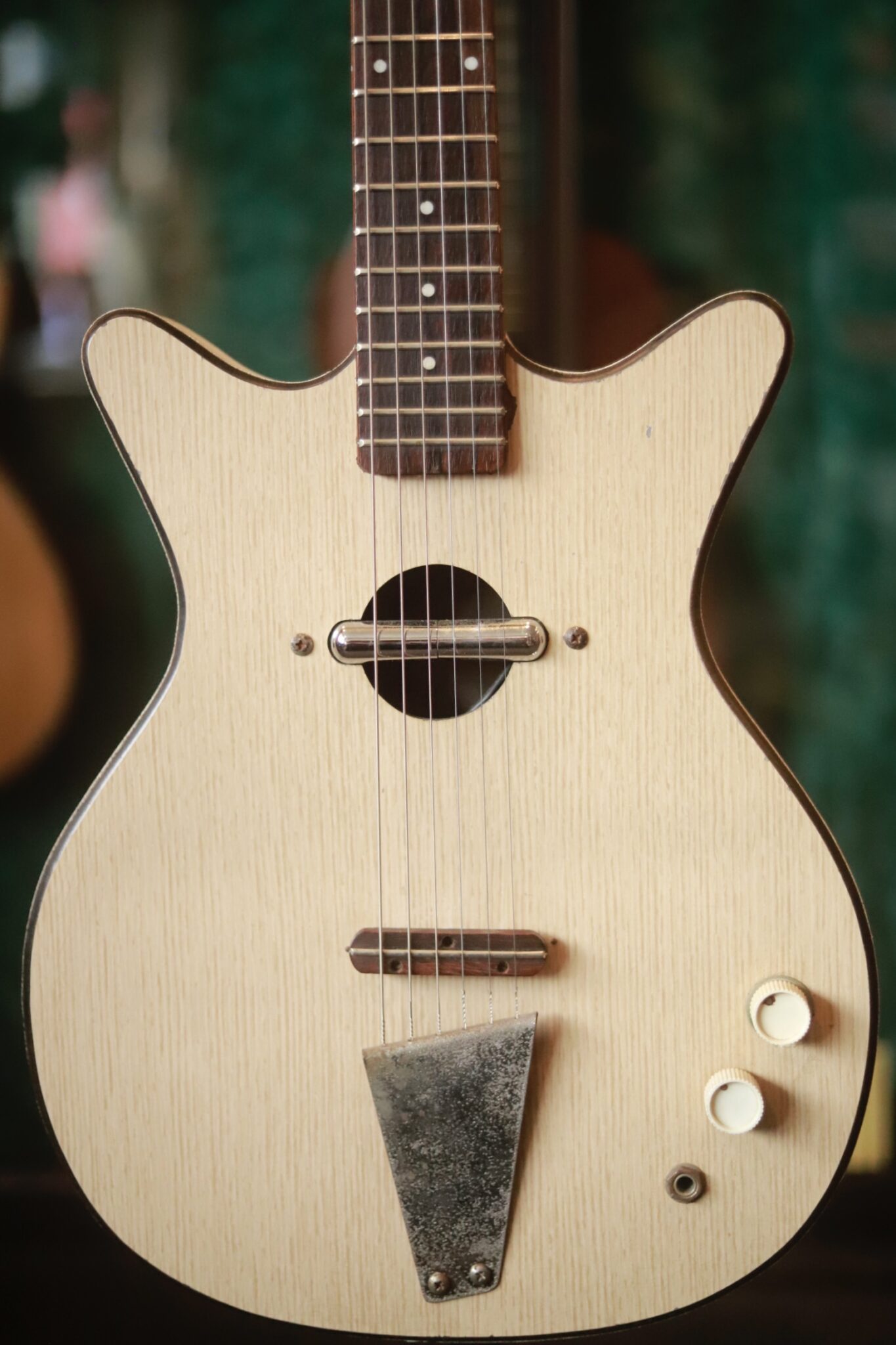 All Instruments – McCabe's Guitar Shop